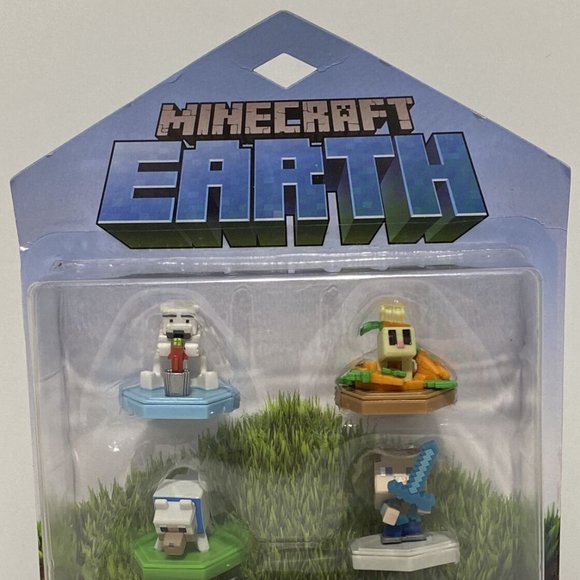 Mattel | Toys | Minecraft Earth Boost Minis Fishing Polar Bear Rabbit ...